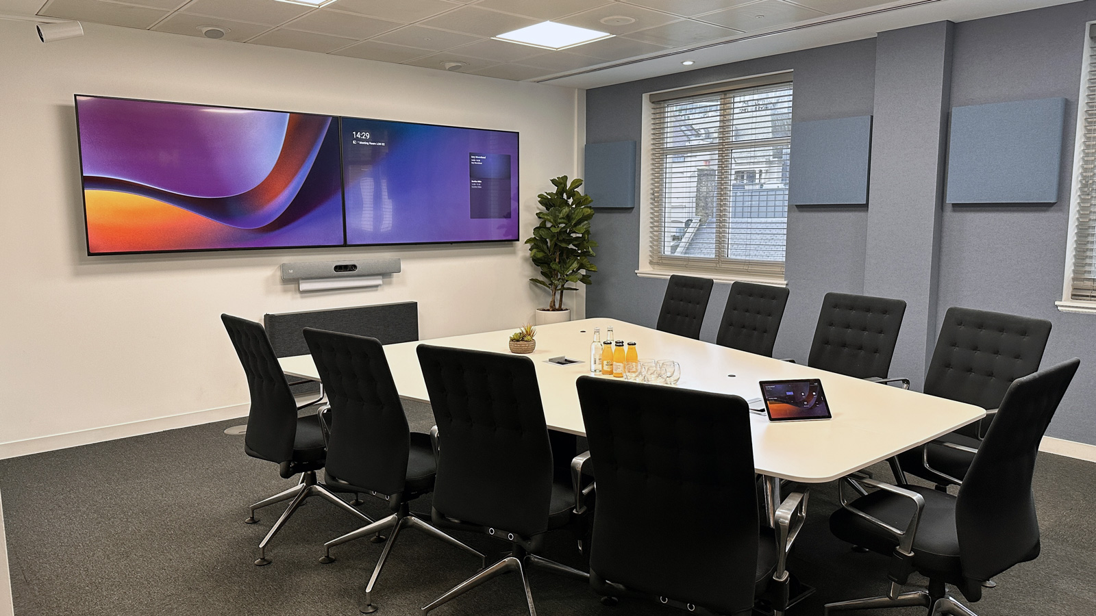 Microsoft Signature Teams Rooms